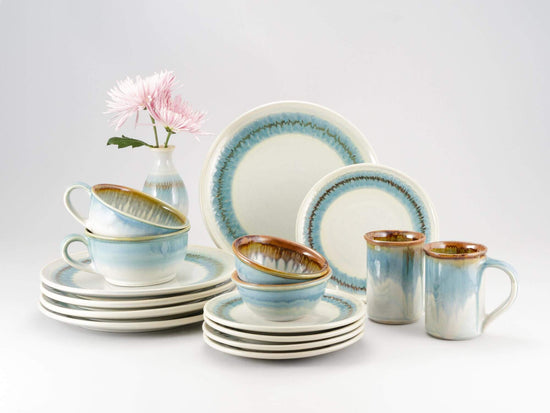 Ivory & Blue – Georgetown Pottery